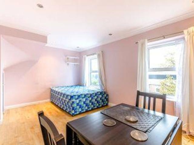 1 Bedrooms Flat for rent in Latimer Road, Notting Hill W10
