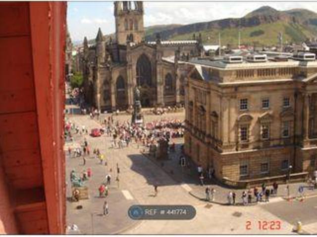 1 Bedrooms Flat for rent in Lawnmarket, Edinburgh EH1
