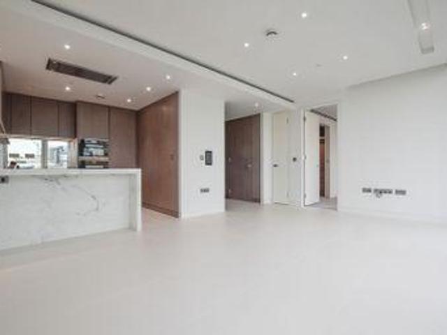 1 Bedrooms Flat for rent in Landmark Place, Tower Hill, London EC3R