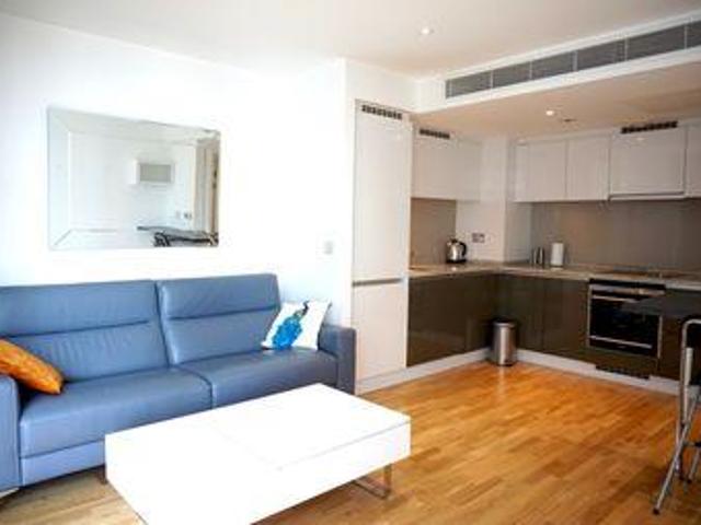 1 Bedrooms Flat for rent in Landmark West, 22 Marshwall, London E14