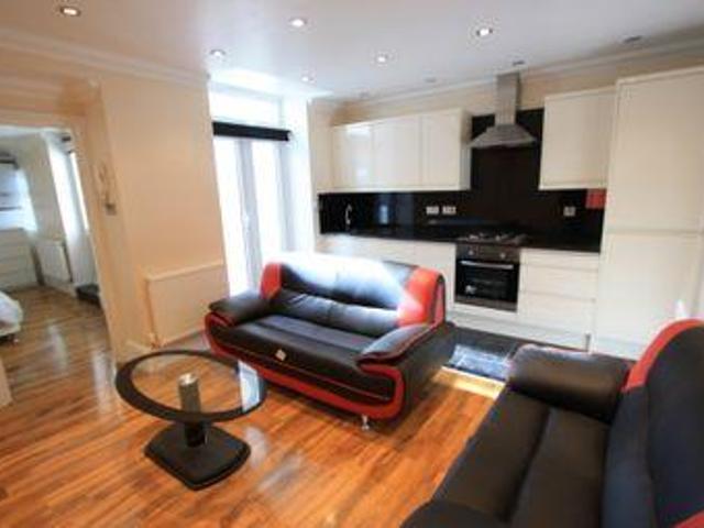 1 Bedrooms Flat for rent in Landor Road, Clapham North SW9