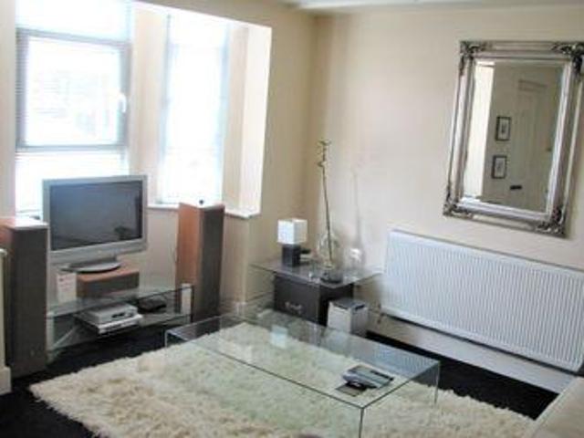 1 Bedrooms Flat for rent in Landor Road, Clapham North SW9