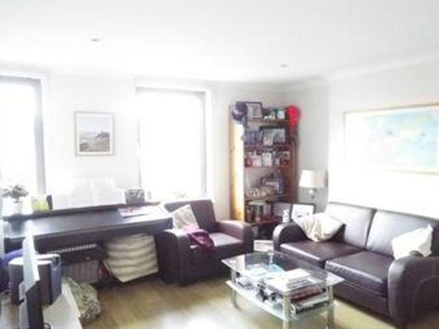 1 Bedrooms Flat for rent in Lett Road, Stratford E15