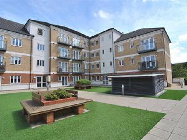 1 Bedrooms Flat for rent in Ley Farm Close, Garston, Watford WD25