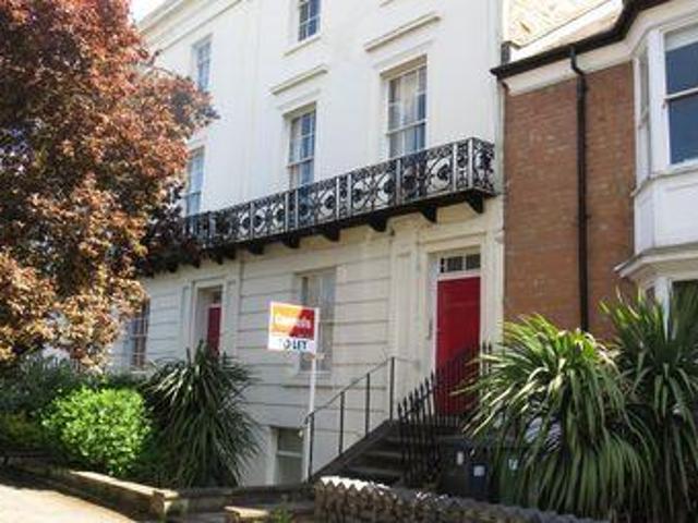 1 Bedrooms Flat for rent in Leam Terrace, Leamington Spa CV31