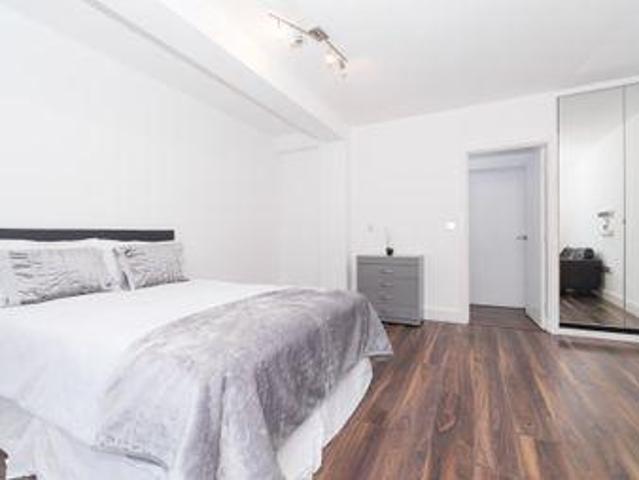 1 Bedrooms Flat for rent in Little Venice, Marylebone, Central London NW8