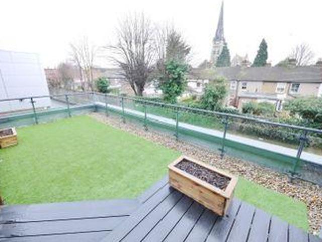 1 Bedrooms Flat for rent in Library House, New Road, Brentwood CM14