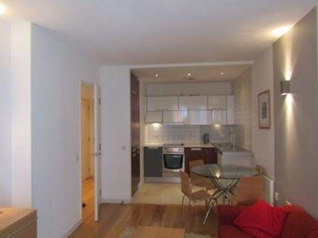 1 Bedrooms Flat for rent in Lumiere Building, 38 City Road East, Manchester M15