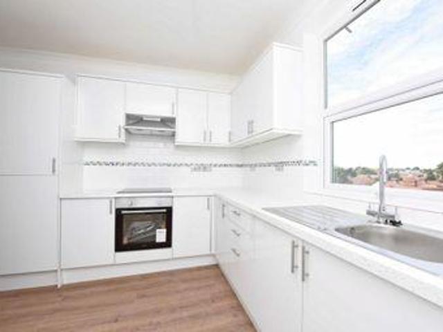 1 Bedrooms Flat for rent in Lynchford Road, Farnborough GU14