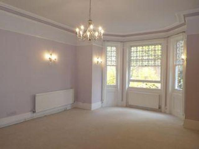 1 Bedrooms Flat for rent in Lyndhurst Gardens, Hampstead NW3