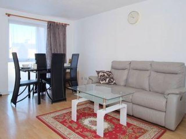 1 Bedrooms Flat for rent in Lynn Road, Ilford IG2