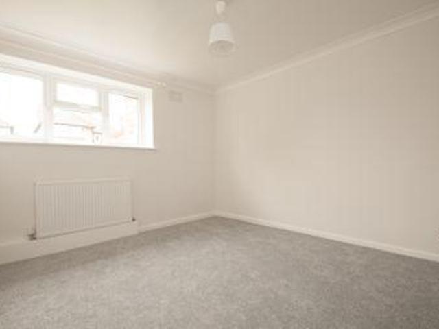1 Bedrooms Flat for rent in Lyonsdown Road, Barnet EN5
