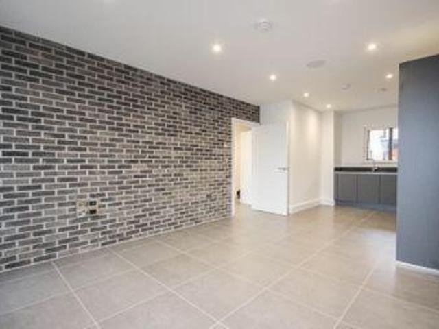 1 Bedrooms Flat for rent in Monier Road, London E3