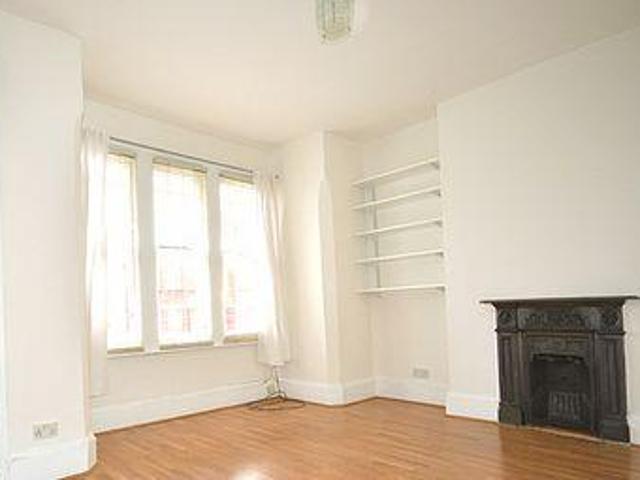 1 Bedrooms Flat for rent in Montague Road, London N8