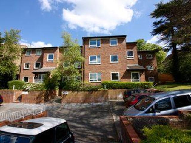 1 Bedrooms Flat for rent in Montana Close, Croydon CR2