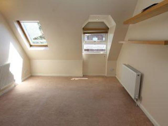 1 Bedrooms Flat for rent in Morden Road, London SW19