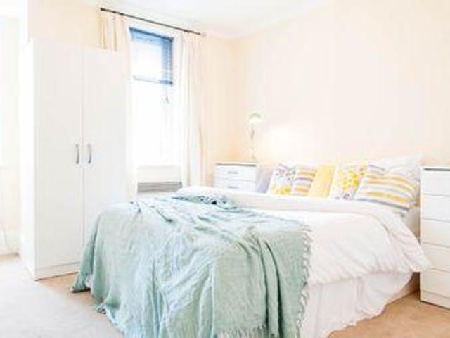 1 Bedrooms Flat for rent in Moscow Rd, Bayswater, Central London W2