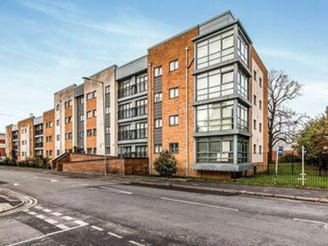 1 Bedrooms Flat for rent in Moss Lane East, Manchester M14