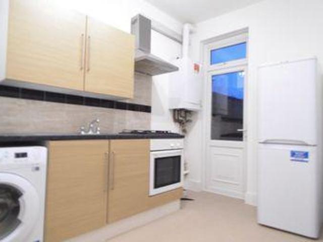 1 Bedrooms Flat for rent in Mossbury Road, Clapham Junction SW11