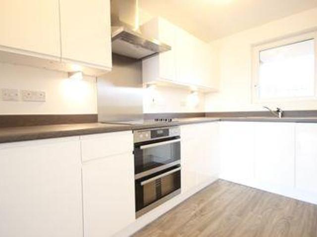 1 Bedrooms Flat for rent in Maxwell Road, Romford RM7