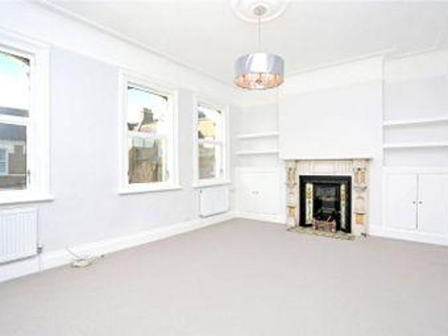 1 Bedrooms Flat for rent in Mayflower Road, Clapham, London SW9