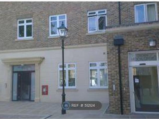 1 Bedrooms Flat for rent in Macketintosh Street, Bromley BR2