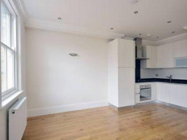 1 Bedrooms Flat for rent in Mackenzie Road, Caledonian Road N7