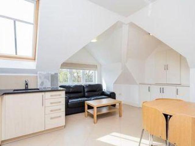 1 Bedrooms Flat for rent in Madeley Road, London W5
