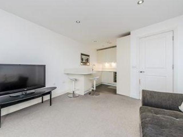 1 Bedrooms Flat for rent in Magdalen Road, Wandsworth SW18
