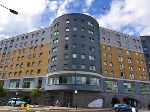 1 Bedrooms Flat for rent in Mallard House, Townmead Road SW6