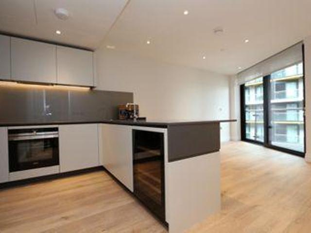 1 Bedrooms Flat for rent in Malthouse Road, Vauxhall, London SW8