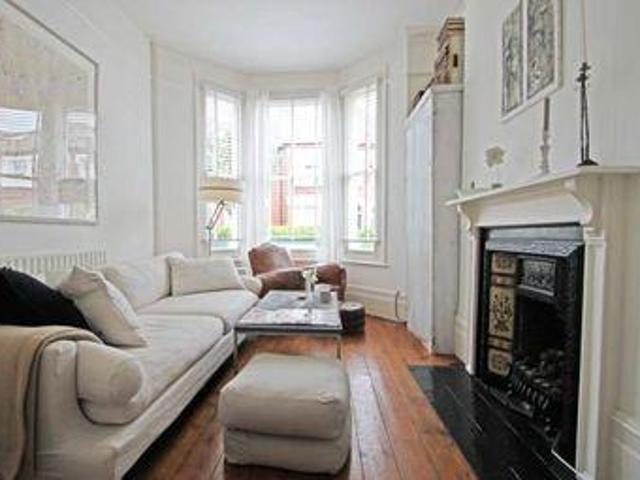 1 Bedrooms Flat for rent in Manchuria Road, London SW11