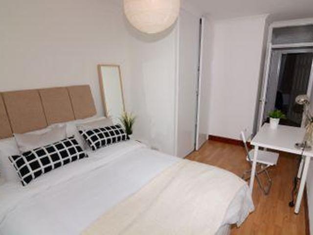 1 Bedrooms Flat for rent in Manchester Road, London E14