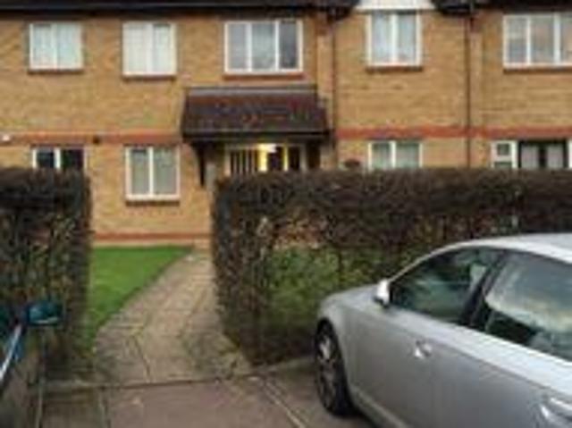 1 Bedrooms Flat for rent in Manor Drive, Wembley HA9