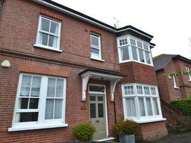 1 Bedrooms Flat for rent in Manor Road, Worthing, West Sussex BN11