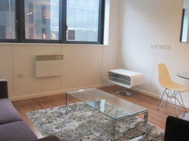 1 Bedrooms Flat for rent in Mann Island, Liverpool L3