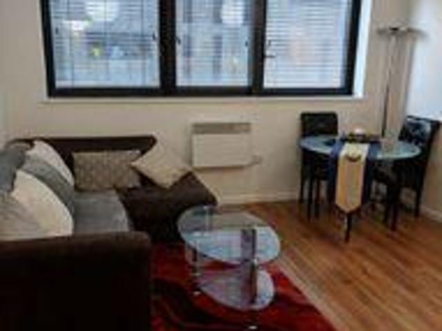 1 Bedrooms Flat for rent in Mann Island, Liverpool L3