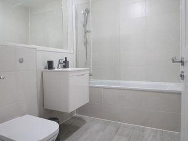 1 Bedrooms Flat for rent in Market Street, London SE18
