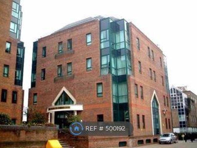 1 Bedrooms Flat for rent in Marina Point, London E14