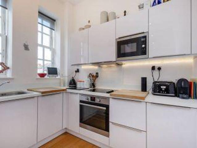 1 Bedrooms Flat for rent in Marion Court, Clapham North SW4