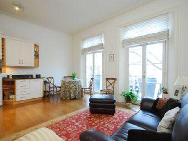1 Bedrooms Flat for rent in Marloes Road, High Street Kensington W8