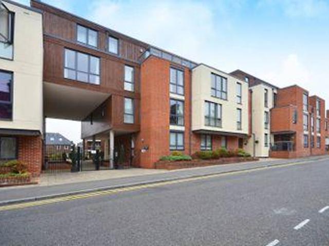 1 Bedrooms Flat for rent in Martyr Road, Guildford GU1