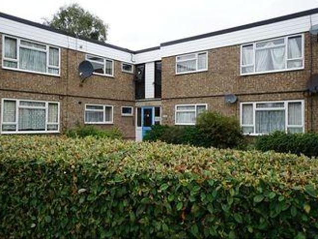 1 Bedrooms Flat for rent in Mason Close, Colchester, Essex. CO2