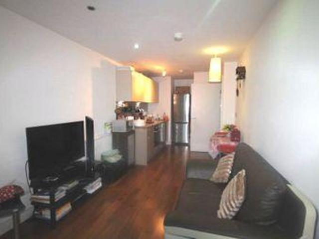 1 Bedrooms Flat for rent in Masons Avenue, Croydon CR0
