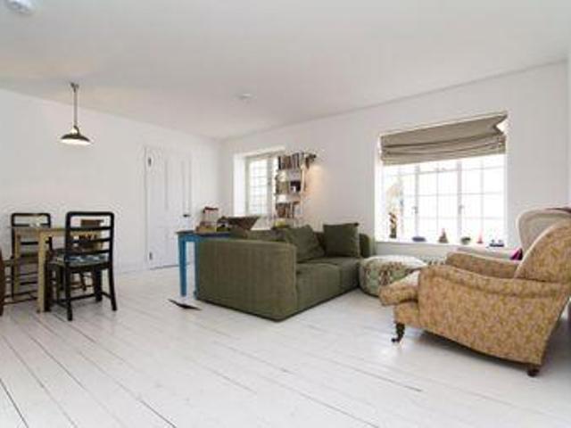 1 Bedrooms Flat for rent in Medway Mews, Bow, London E3