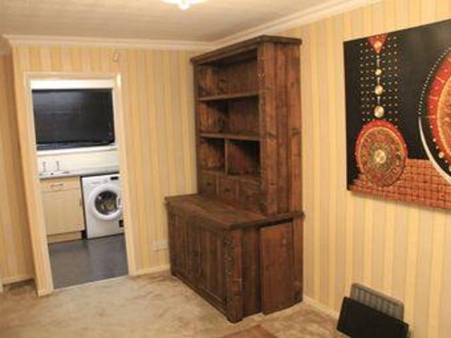 1 Bedrooms Flat for rent in Melrose Grove, Leeds, Horsforth LS18