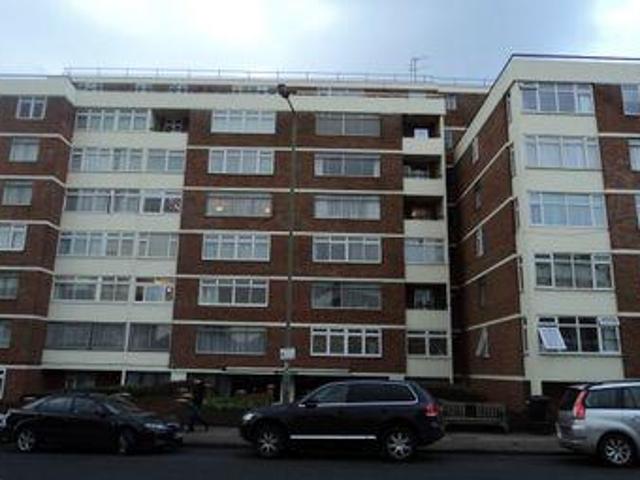 1 Bedrooms Flat for rent in Melvin Hall, Golders Green Road, London NW11