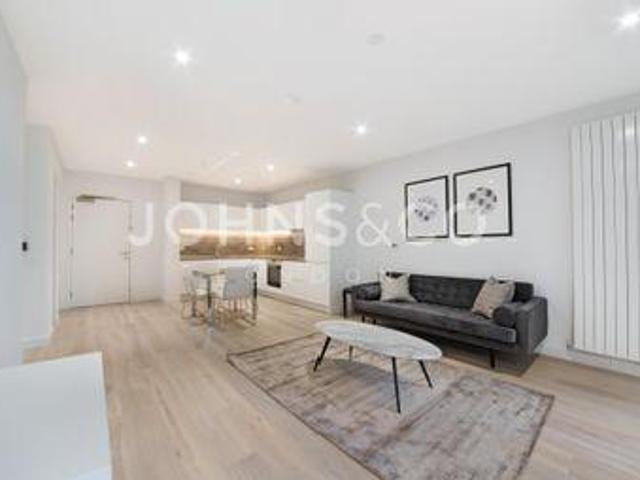 1 Bedrooms Flat for rent in Mercier Court, Royal Wharf, London E16