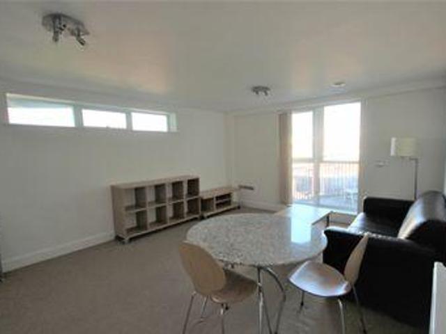 1 Bedrooms Flat for rent in Mercury House, Heathcroft, Ealing, London W5