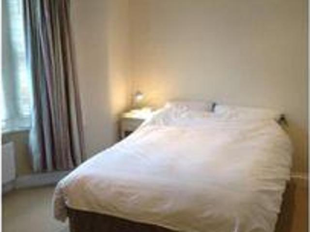 1 Bedrooms Flat for rent in Merton Road, London SW18